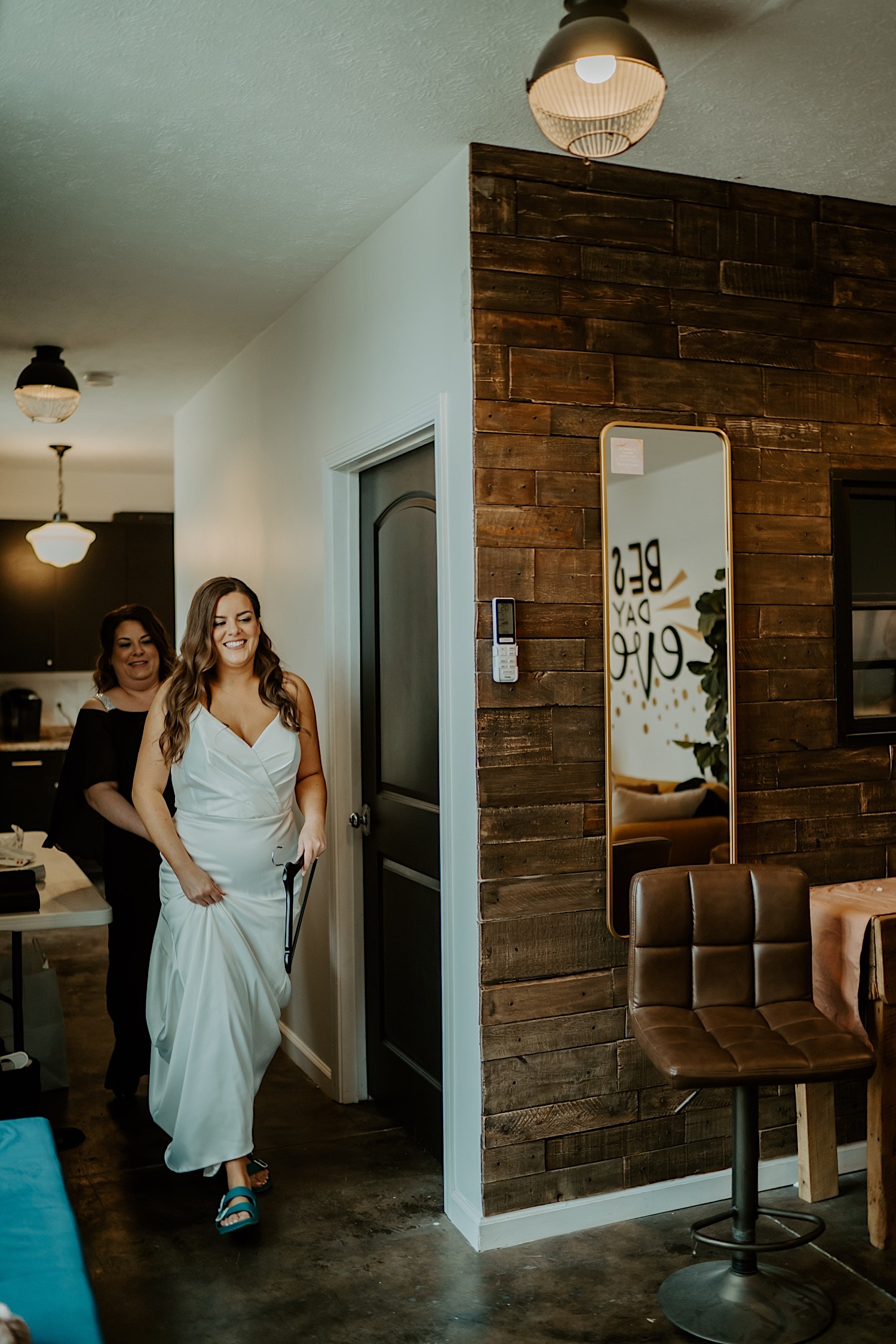 Intimate Wedding at the Indiana State House | Kyleigh & Tyler ...